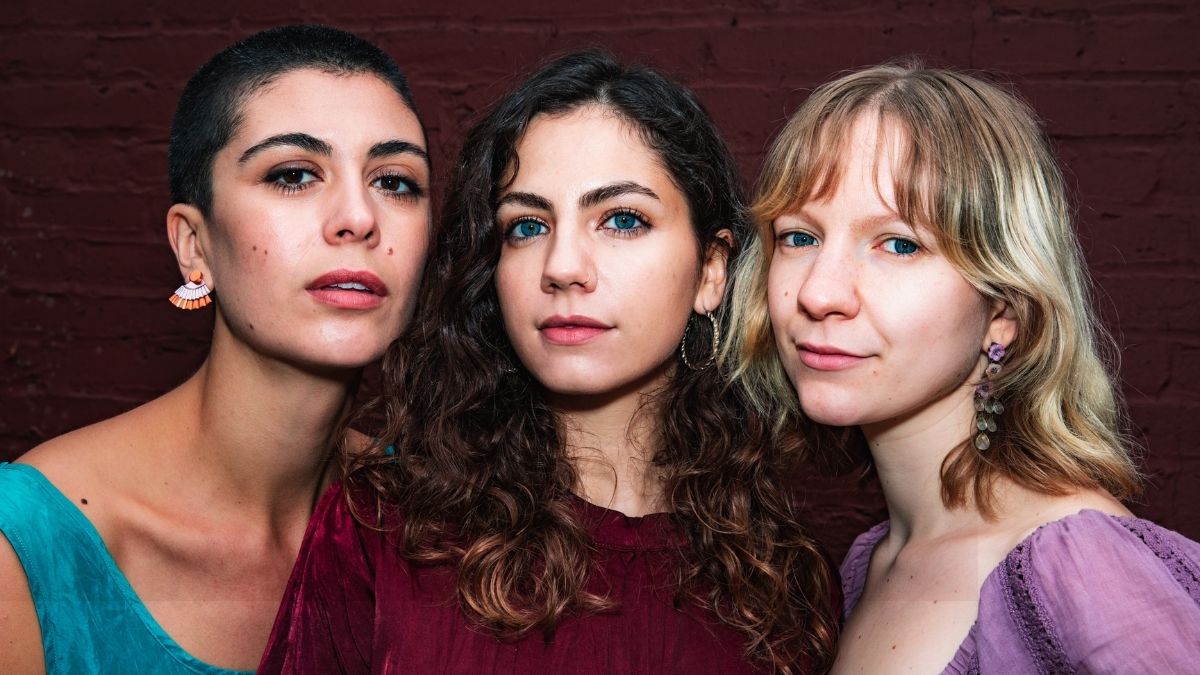 PREMIERE: THE LADLES - "THANK YOU" - Mother Church Pew